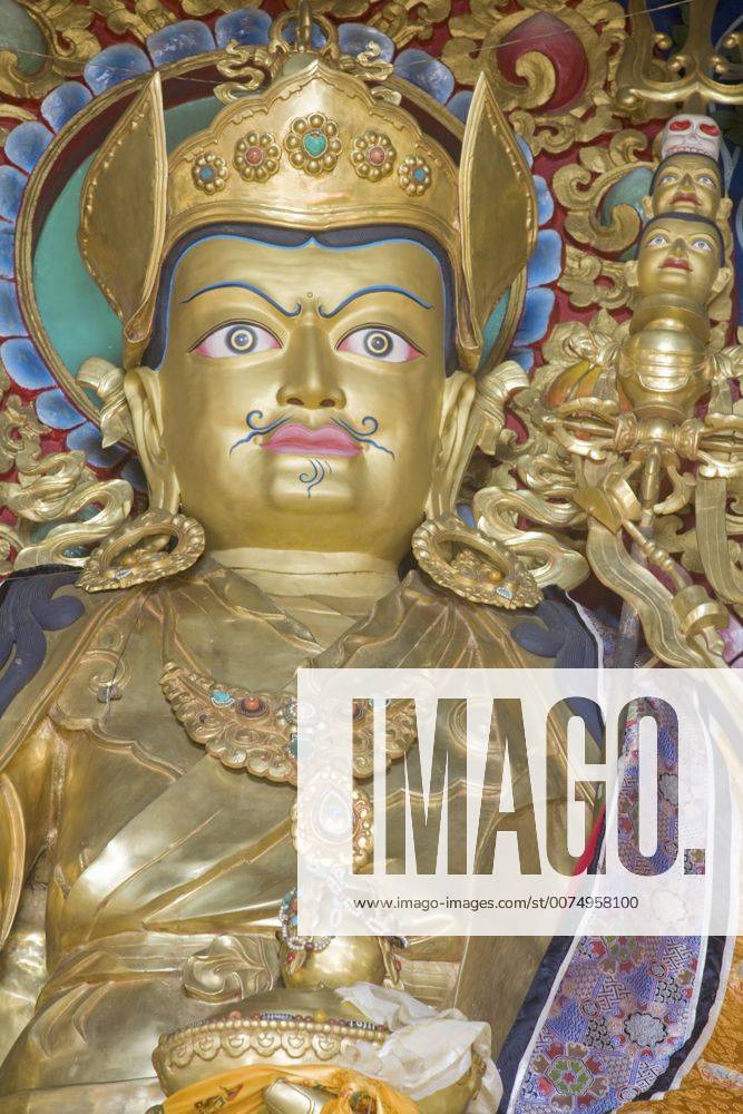 Padmasambhava statue, Kathok Wodsallin Gompa, Yuksom (Yuksam), Sikkim ...