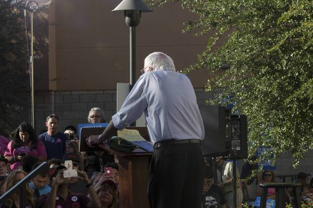 Senator Bernie Sanders rallies the crowd at a GOTV event on November ...