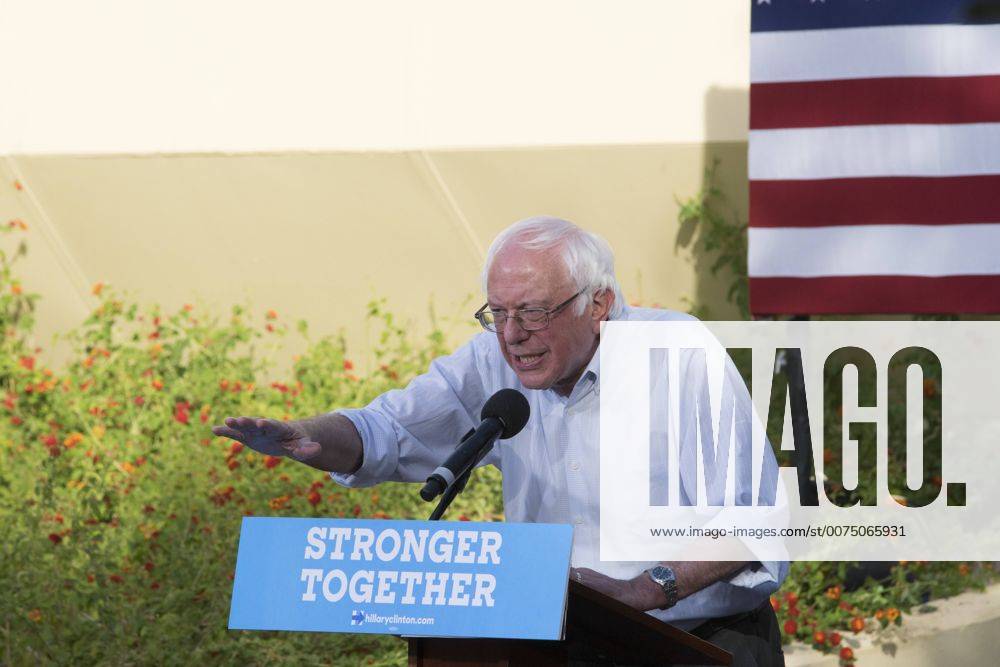 Senator Bernie Sanders rallies the crowd at a GOTV event on November ...