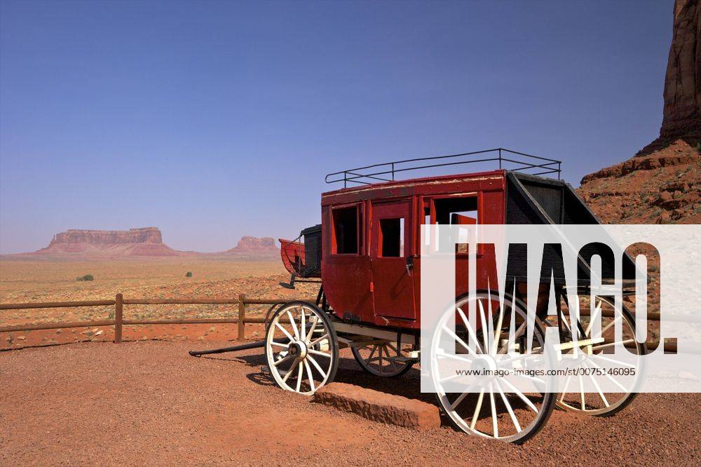 Stagecoach, Gouldings Trading Post, Monument Valley Navajo Tribal Park ...