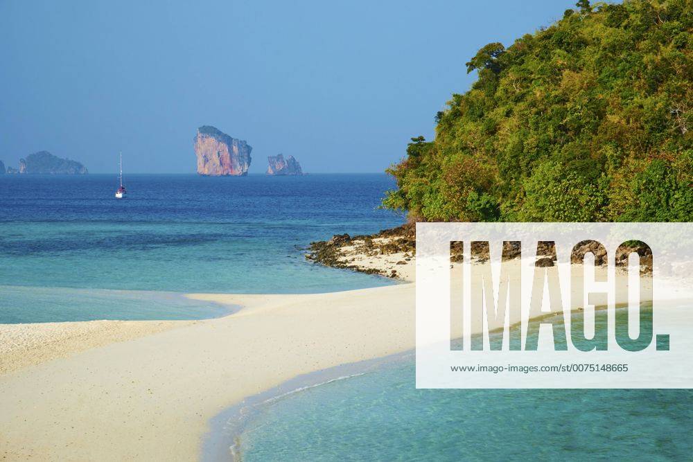 Ao Phra Nang Bay, Ko Tub Island, Krabi Province, Thailand, Southeast ...