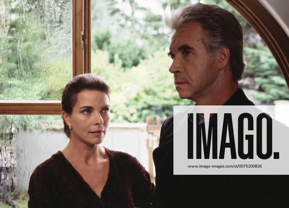 DERRICK: Ein Mord, zweiter Teil, D 1994, Regie: Alfred Weidenmann, GUDRUN LANDGREBE, WOLF ROTH