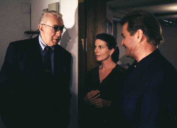 DERRICK: Ein Mord, zweiter Teil, D 1994, Regie: Alfred Weidenmann ...