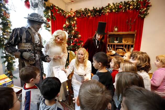 Engelskirchen Das Christkind bekommt Besuch von den Darstellern vom ...