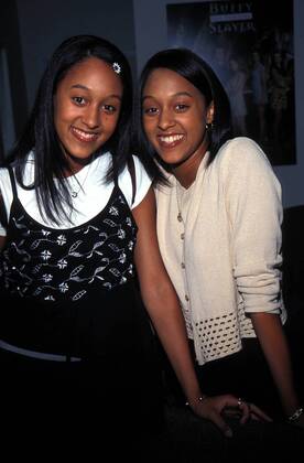 Jan. 17, 2008 - WB NETWORK TEEN PRESS CONFERENCE AND PICNIC 1997 ...