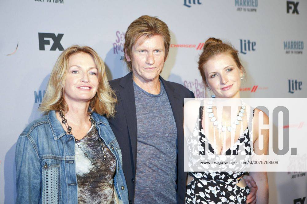 Dennis Leary Leary arrives with his wife, Ann Lembeck and Daughter ...