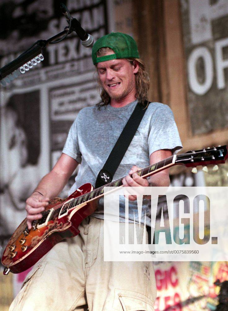 Jul 25, 2007; Walnut Creek, NC, USA; Singer guitarist WESLEY SCANTLIN ...