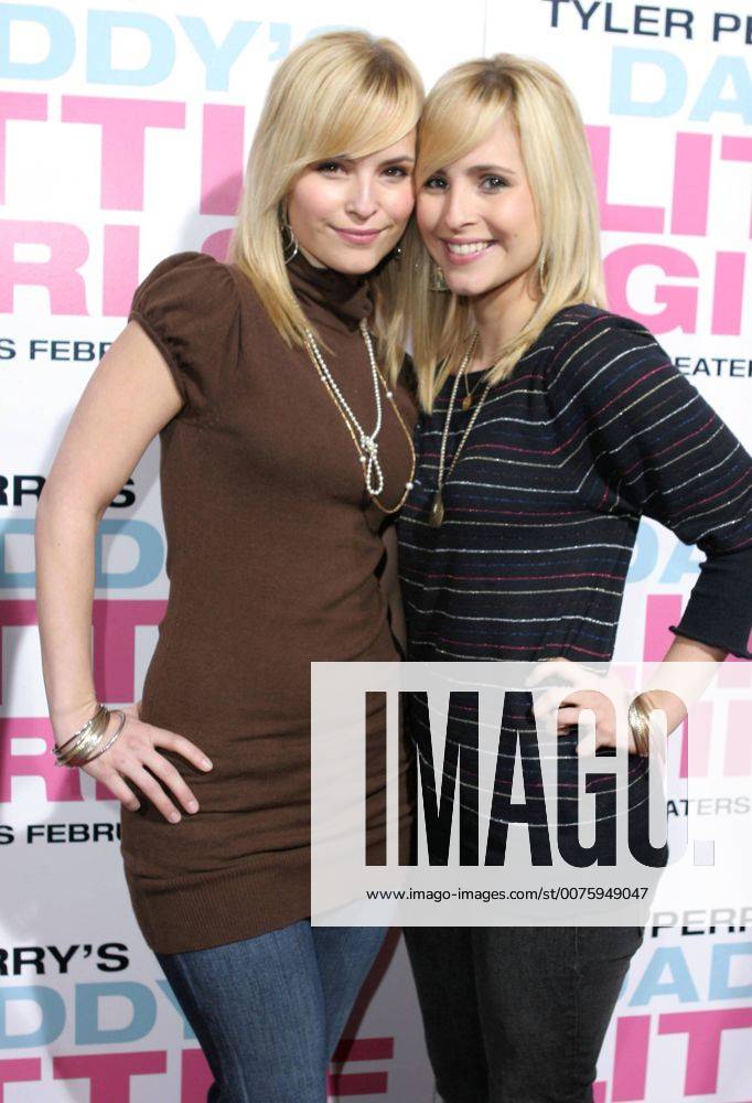 Feb 07, 2007; Hollywood, CA, USA; NICOLE & NATALIE GARZA at the Daddy s ...