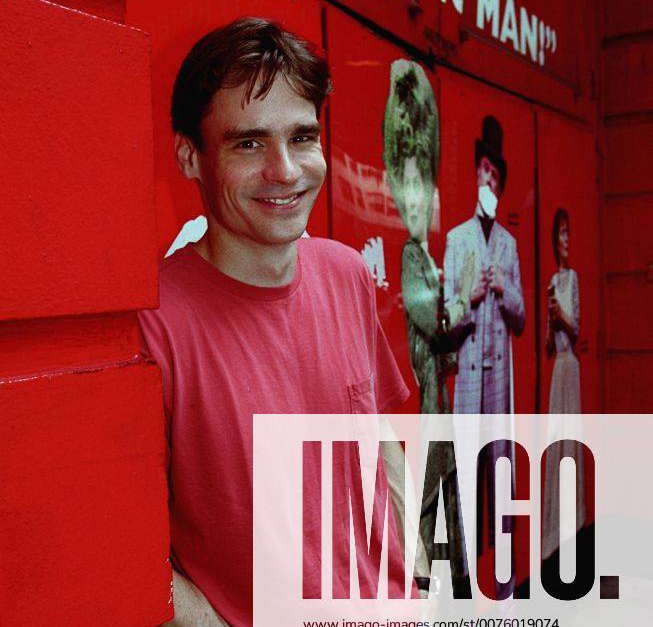 Apr 02, 2007 - New York, NY, USA - FILE: Actor ROBERT SEAN LEONARD ...