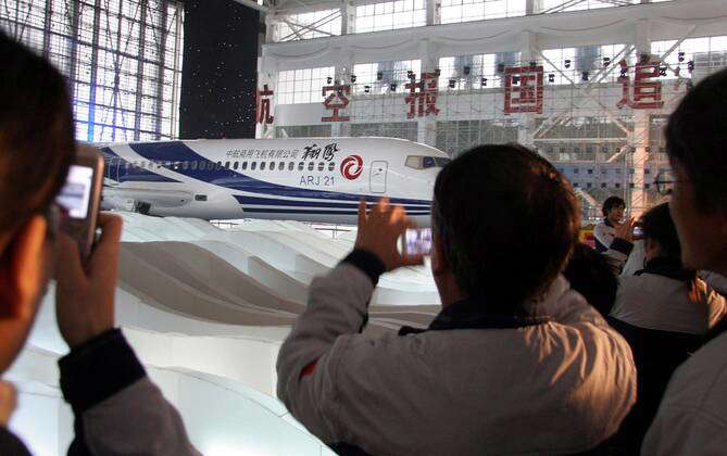 Dec 21, 2007 - Shanghai, China - China s first home-grown ARJ21-700 ...