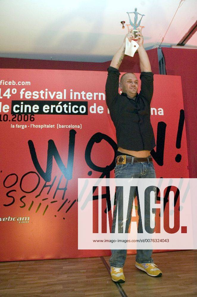 Oct 08, 2006; Barcelona, SPAIN; NACHO VIDAL celebrating his win for ...