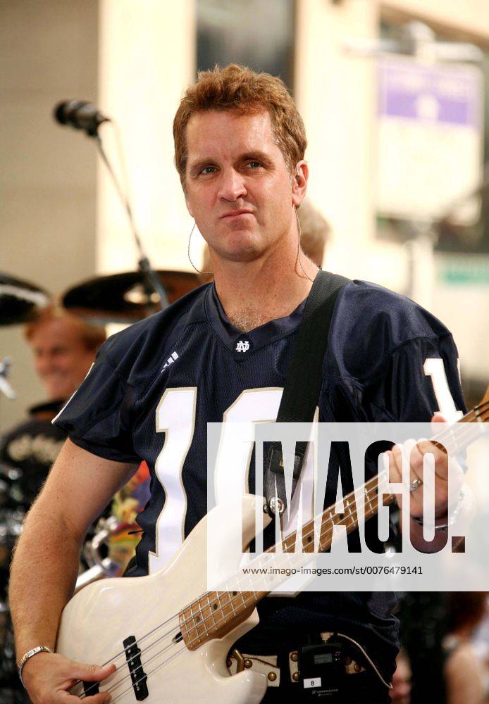 New York, New York, U.S. - JASON SCHEFF OF CHICAGO PERFORMING ON NBC S ...