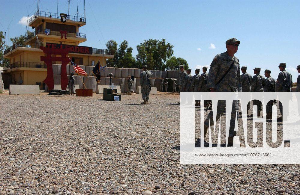 Apr 27, 2006; FOB Summerall, IRAQ; A soldier from C Co. 1st of the ...
