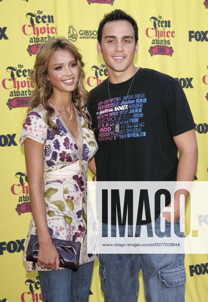 Jessica Alba Brother