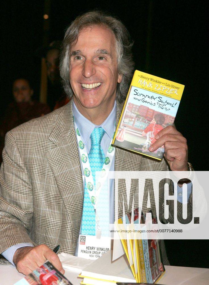 Jun 04, 2005; New York, NY, USA; Author actor HENRY WINKLER at Book ...