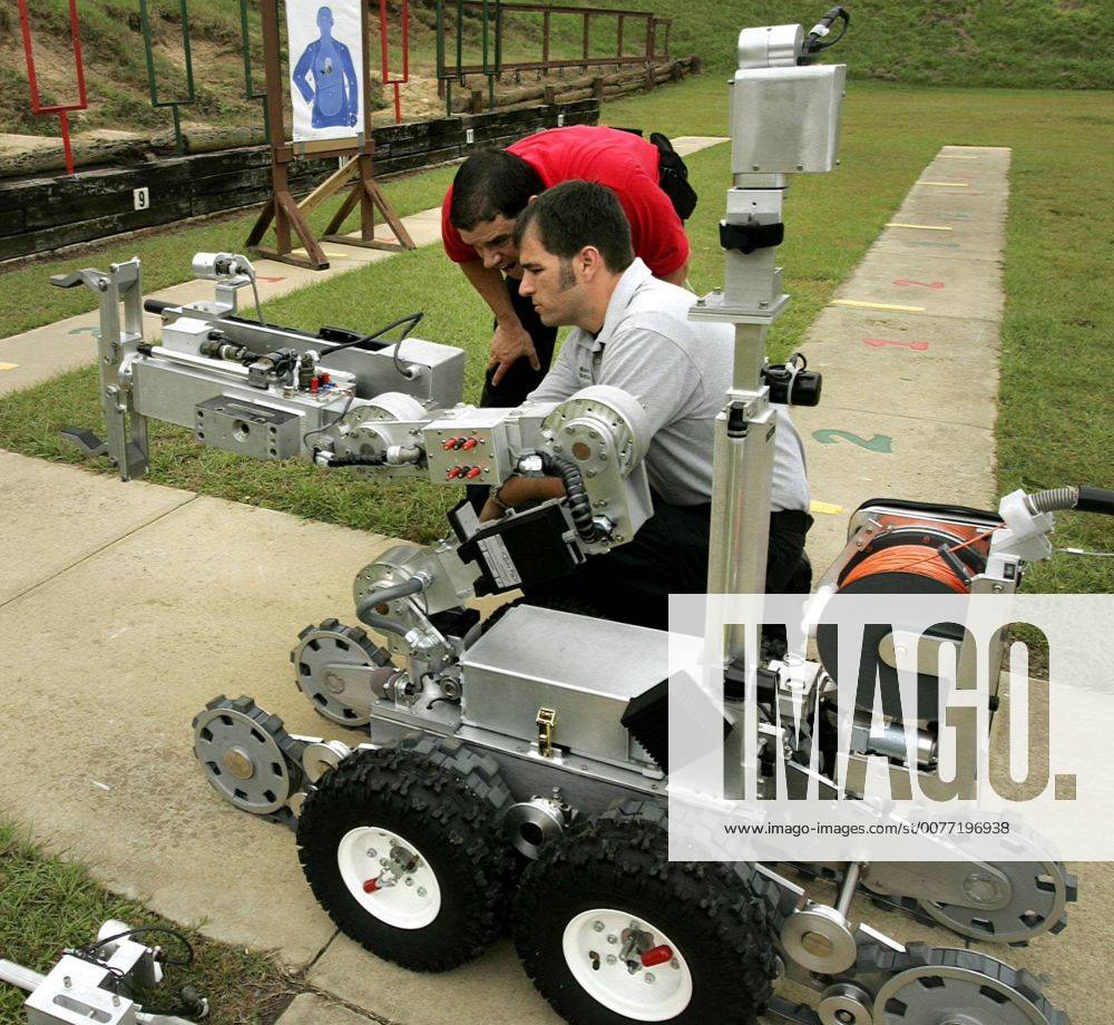 CAPTION: Deputy David Vincent, commander of the Citrus County Sheriff s ...
