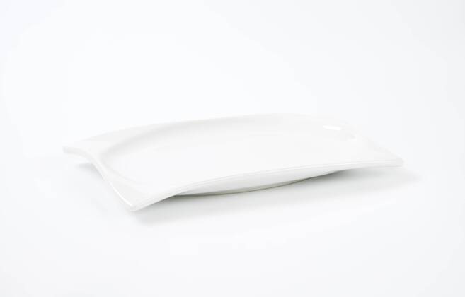 Stylish wave shaped rectangle plate