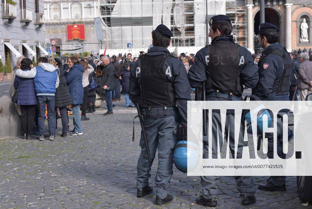 Italy: Sit-in Protest of the LSU The police during the sit-in organized ...
