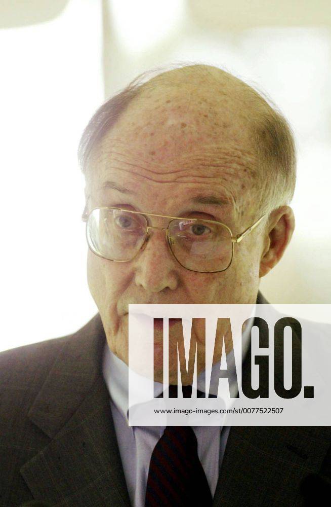 Sep 03, 2005; Washington, DC, USA; FILE PHOTO. US Supreme Court Chief ...