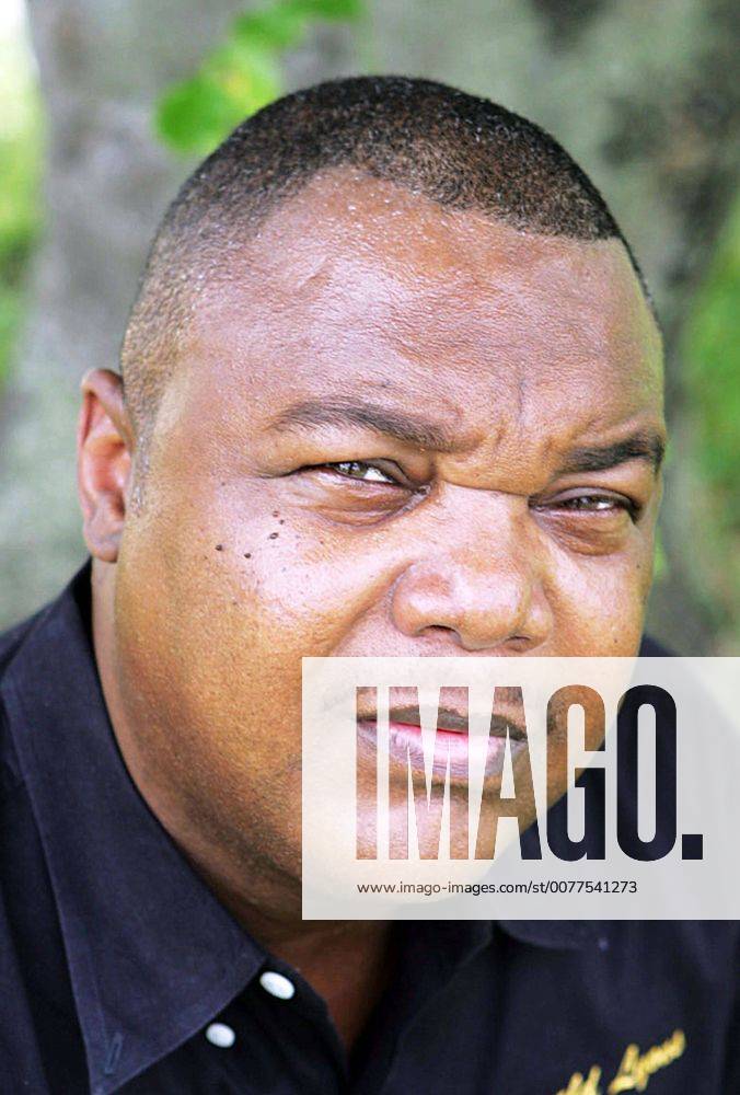 Aug. 1, 2006 - U.S. - Ronald Lyons, shown in Fort Lauderdale, Florida ...