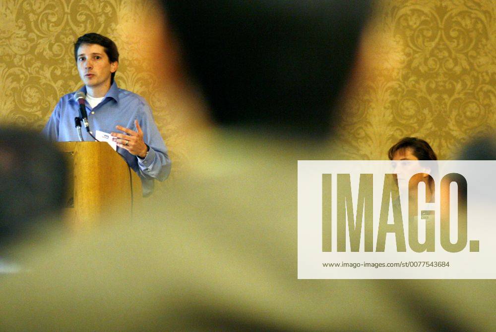 Sep. 27, 2007 - Augusta, Georgia, U.S. - Eli Veith talks about redlight ...