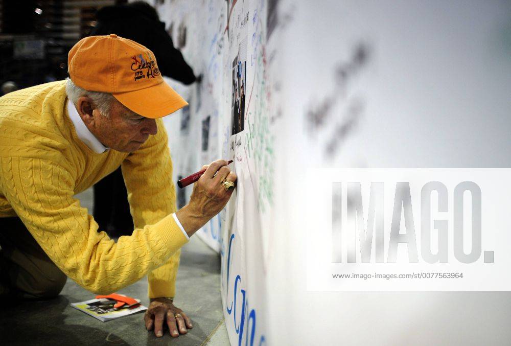 Oct. 30, 2009 - Aiken, Georgia, U.S. - Aiken Mayor Fred B. Cavanaugh ...