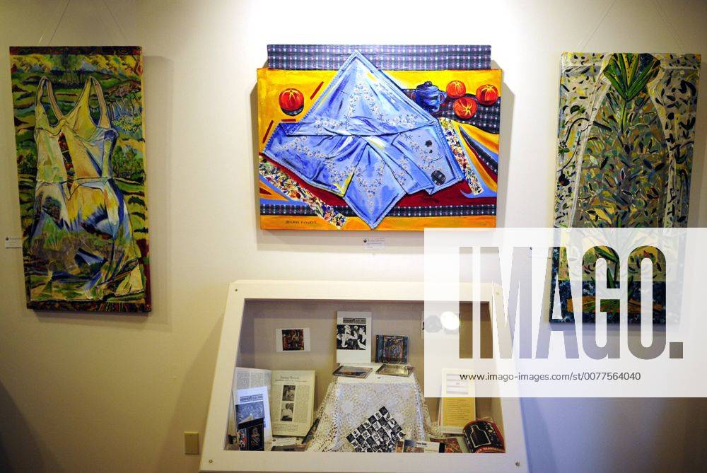 Oct. 30, 2009 - Augusta, Georgia, U.S. - Works by Augusta artist ...