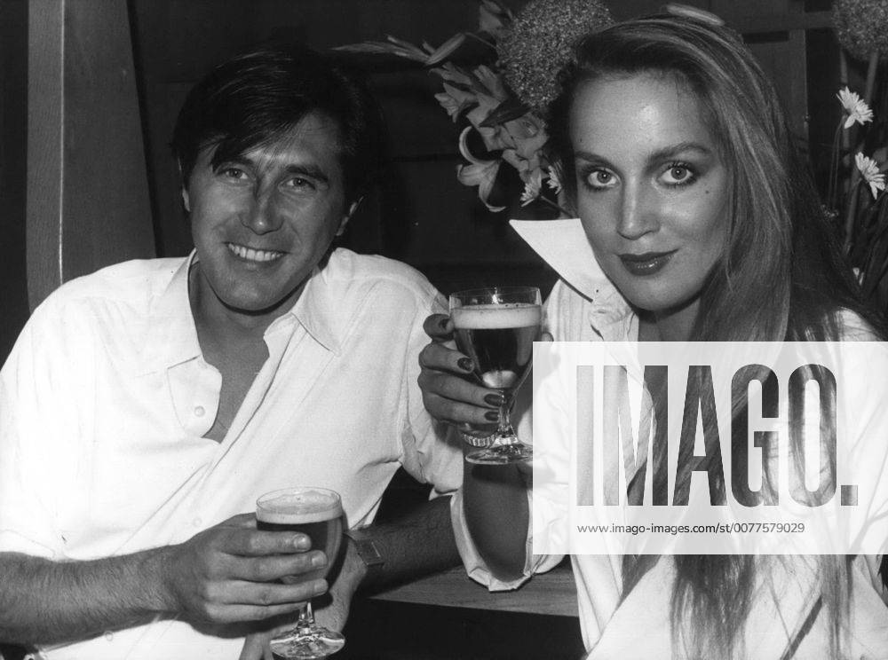 Jerry Hall, 65. Geburtstag am 2. Juli Aug. 08, 1984 - Bryan Ferry ...