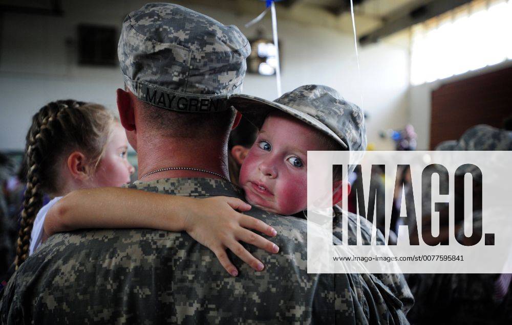 Jul. 10, 2010 - Aiken, Georgia, U.S. - Pfc. Bryce Maygren holds his ...