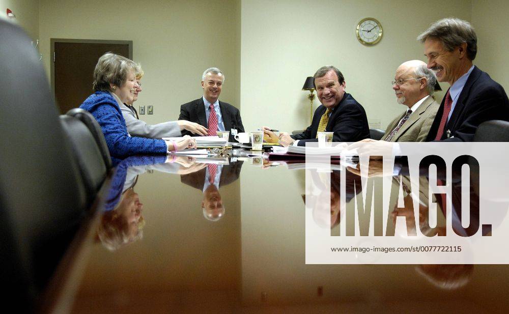 Dec. 07, 2007 - Augusta, Georgia, U.S. - Don Snell and his colleagues ...