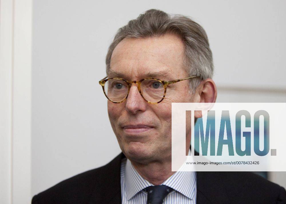 Christopher PLEISTER, Mitglied des Leistungsausschusses des SoFFin ...