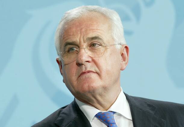 Peter Hartz, Vorstandsmitglied bei der Volkswagen AG, VW, und ...
