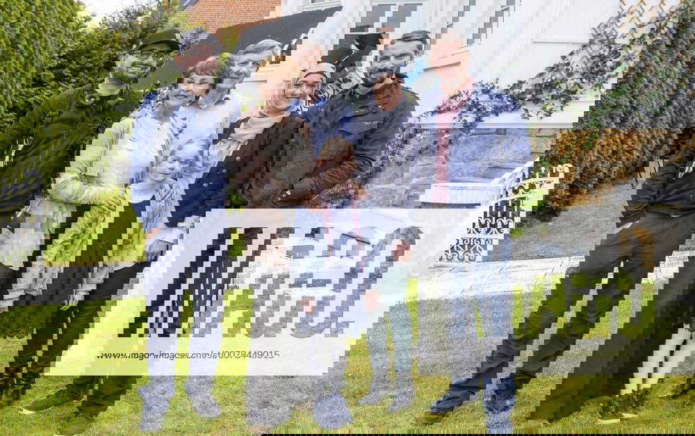 Umut Dag, Katrin Sass, Lutz Blochberger, Matina Harbort, Neshe Demir ...