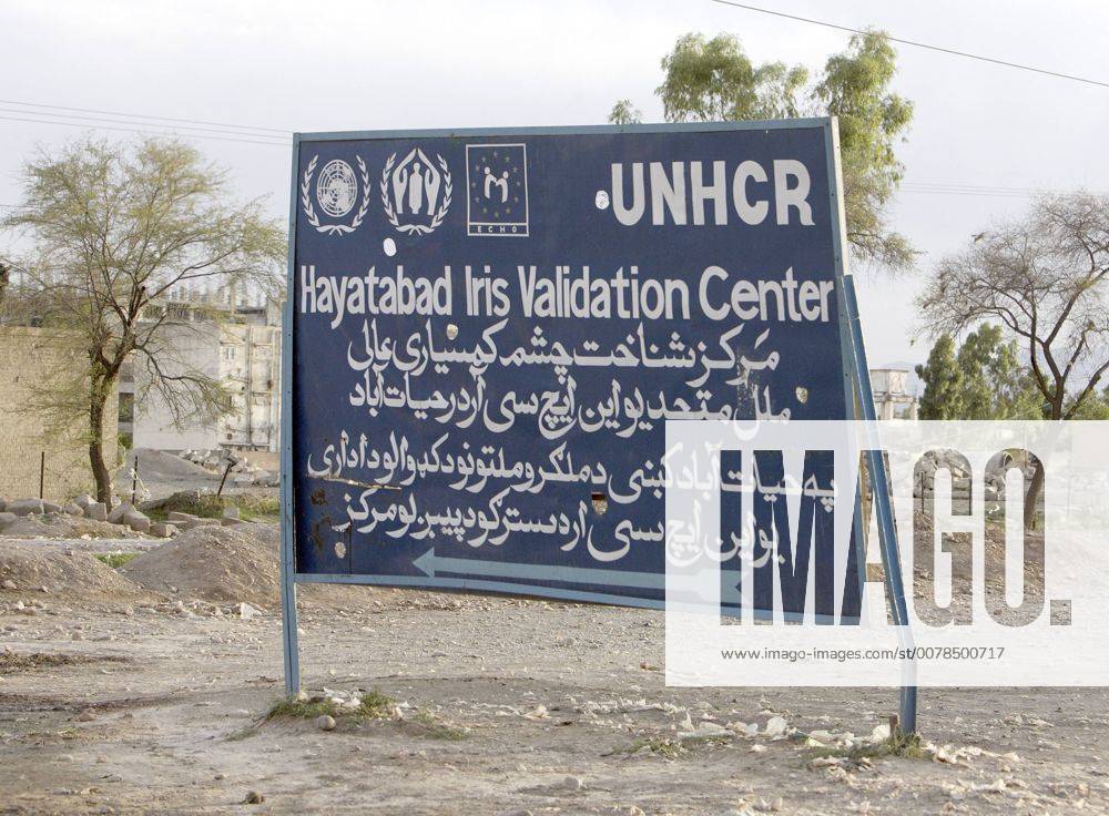 Voluntary Repatriation Center Hayatabad, in dem afghanische ...