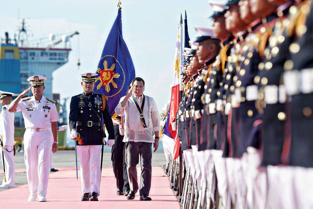 Ronald Mercado Stock Photos – License High‑Quality Images | IMAGO