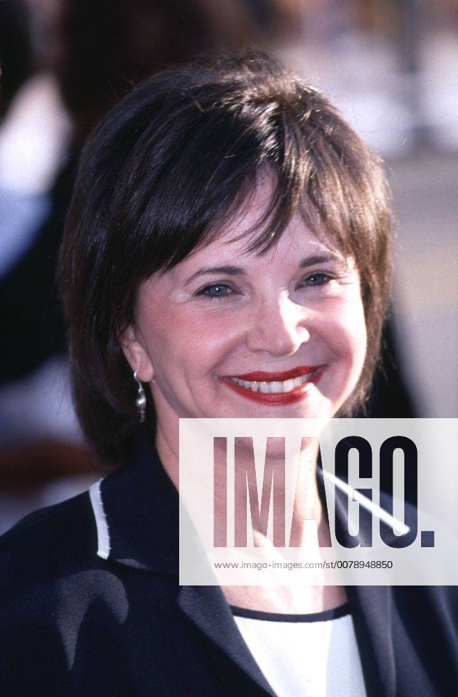 Lara Croft Tomb Raider: Cradle of Life Premiere 7 21 2003 Cindy Williams