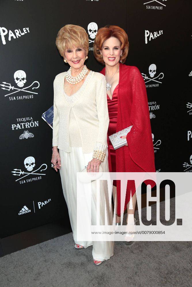 Kat Kramer und ihre Mutter Karen Sharpe bei der Sea Shepherd ...