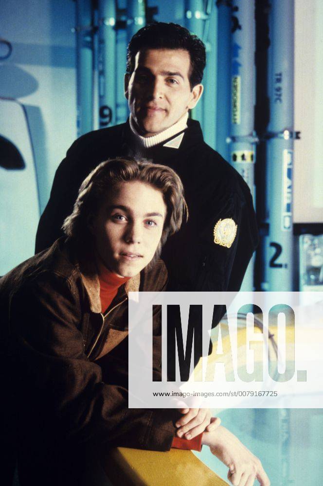 Jonathan Brandis Seaquest