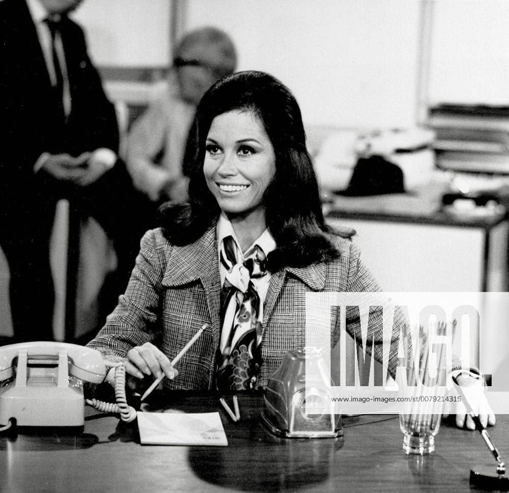 Mary Tyler Moore as Television news producer Mary Richards in The Mary ...