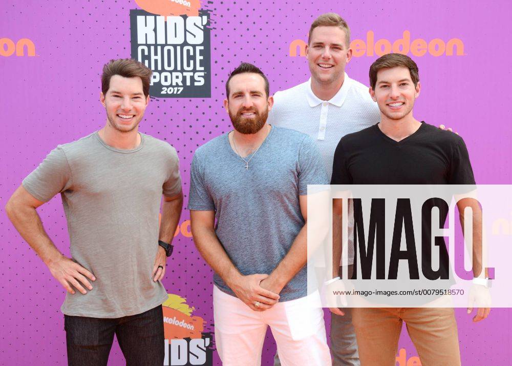 Coby Cotton, Tyler Toney, Cody Jones, and Cory Cotton of Dude Perfect ...