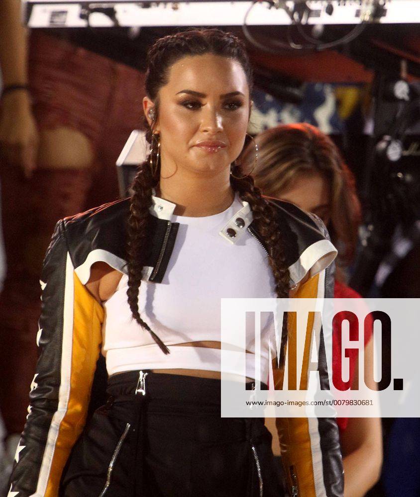 August 18, 2017 - New York, New York, U.S. - Singer DEMI LOVATO ...