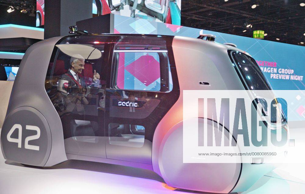 Volkswagen Group CEO Matthias Muller speaks about automotive industry ...