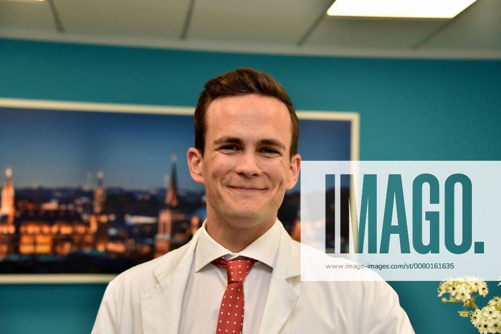 the Actor Eric Klotzsch posing at 18 09 2017 in Cologne at Set the ZDF ...