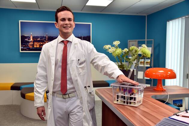 the Actor Eric Klotzsch posing at 18 09 2017 in Cologne at Set the ZDF ...