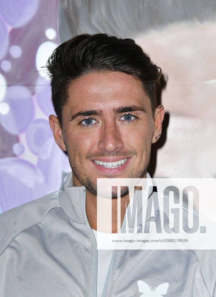 . 19 09 2017. London, United Kingdom. Stephen Bear attends MTV launches ...