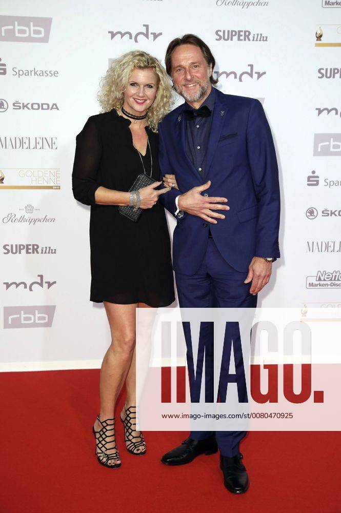 Silke Fischer and Ingo Dubinski at the 23 award Ceremony the Golden Hen ...