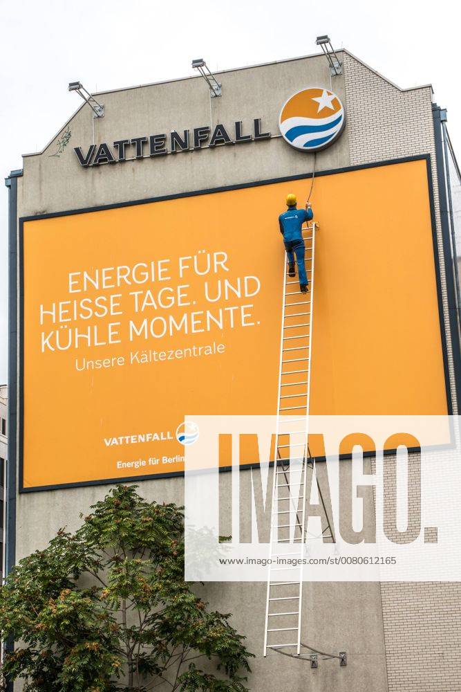life Figure Workers on Leader makes Advertising for Energy Group Vattenfall