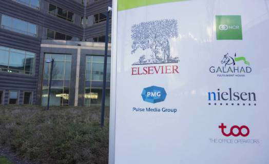 Amsterdam The Netherlands 4th November 2023. Autumn colours in the ...