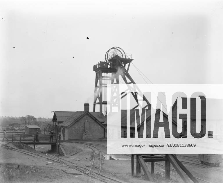 Holly Bank Colliery Essington Staffordshire December 1920, Essington ...