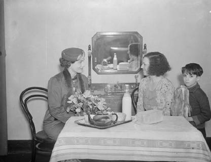 Duchess of Gloucester opens new Stepney Flats . The Duchess of ...